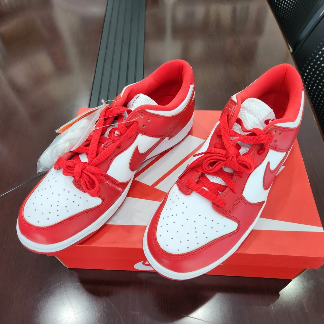 Lookbook - Nike Dunk Low Retro SP 'St. John's' CU1727-100 - Novelship