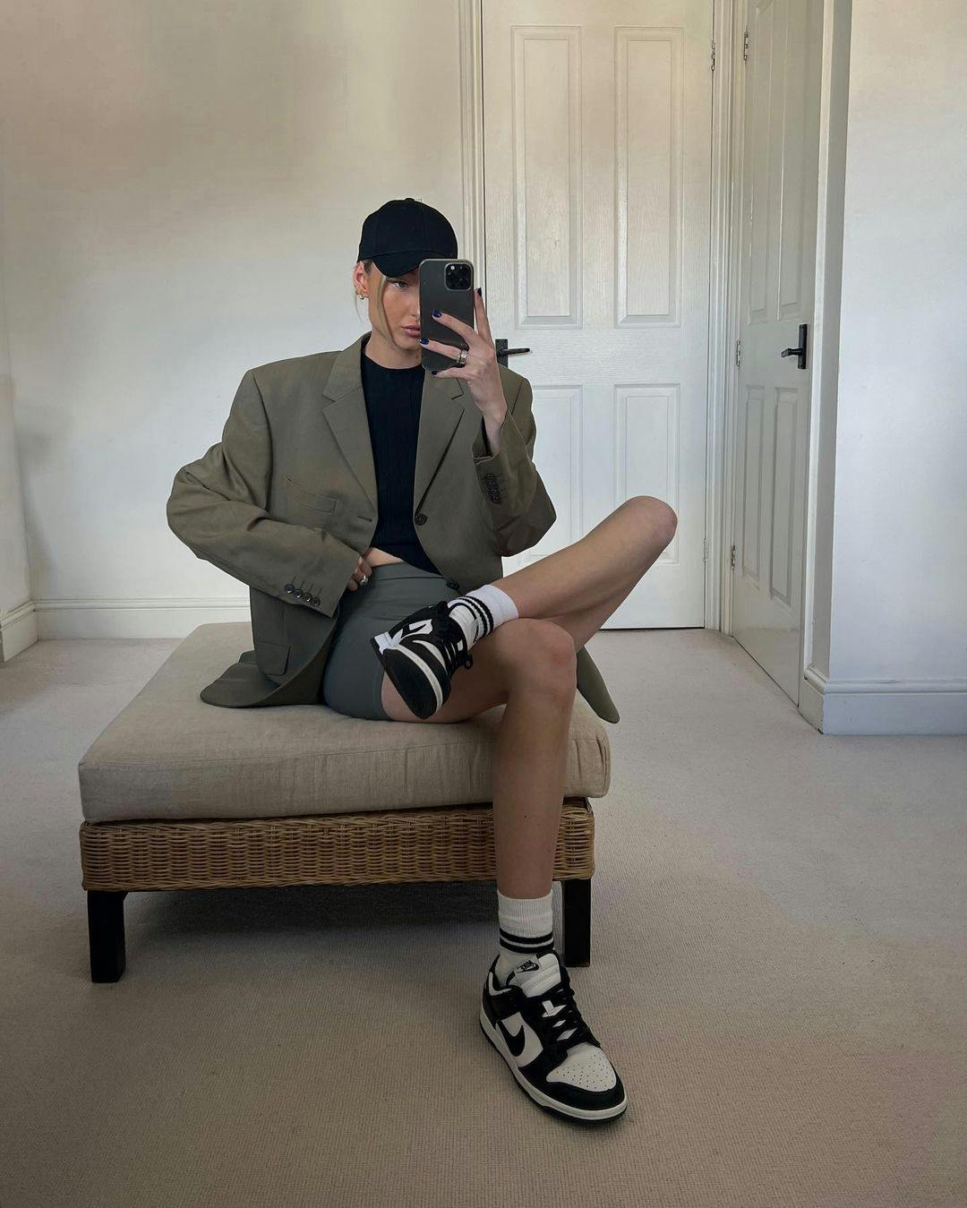 Lookbook - Nike Dunk Low Retro 'Black White Panda' DD1391-100 - Novelship