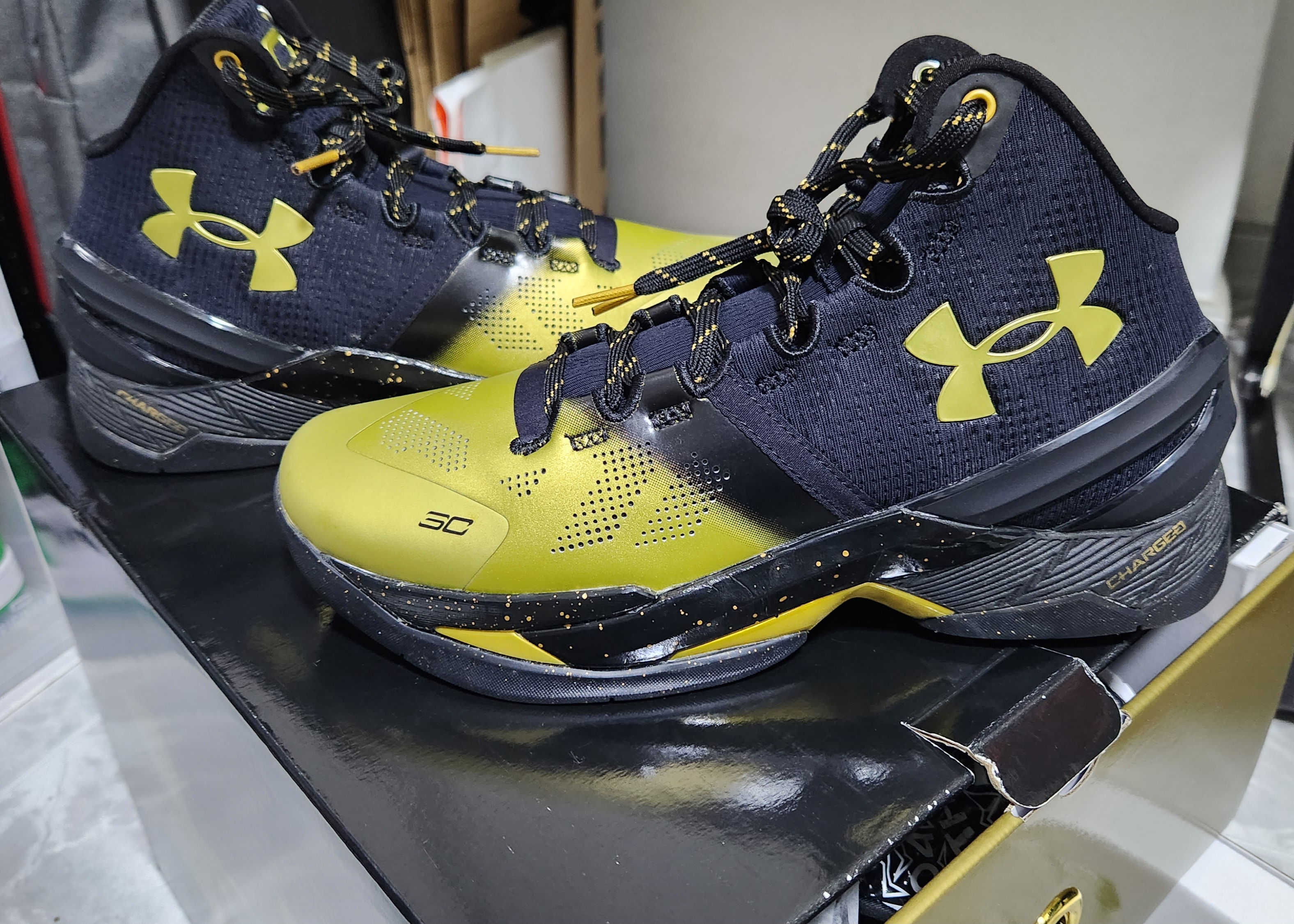 Lookbook - Under Armour Curry 2 MVP Back 2 Back 1300015-001 - Novelship