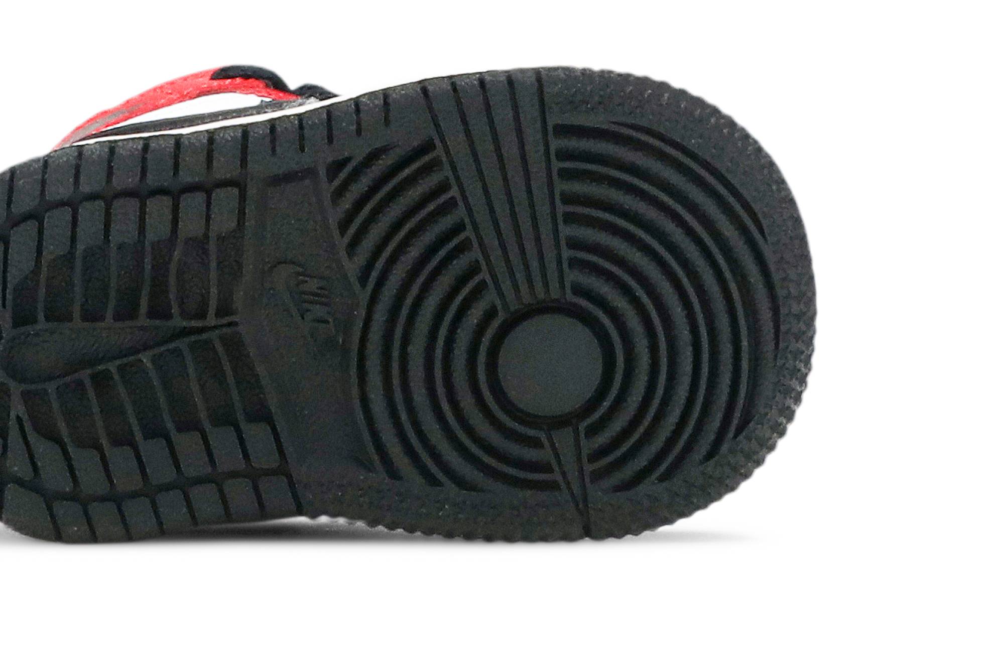 Air Jordan 1 Mid 'Chicago Black Toe' (TD) - 640735-069 - Novelship