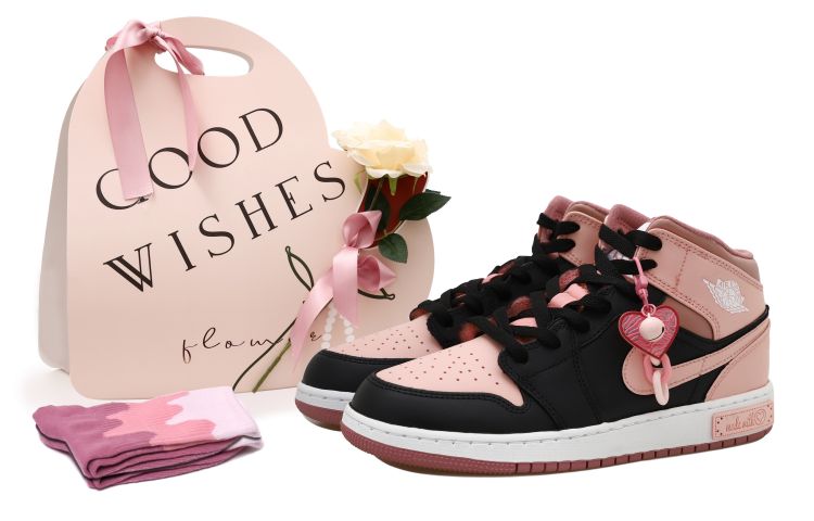 Buy [Custom Shoes] Air Jordan 1 Low 'Love Letter Black White' - Novelship