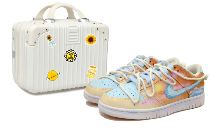 [Custom Shoes] Nike Dunk Low 'Gradient Rainbow Wave' - Novelship