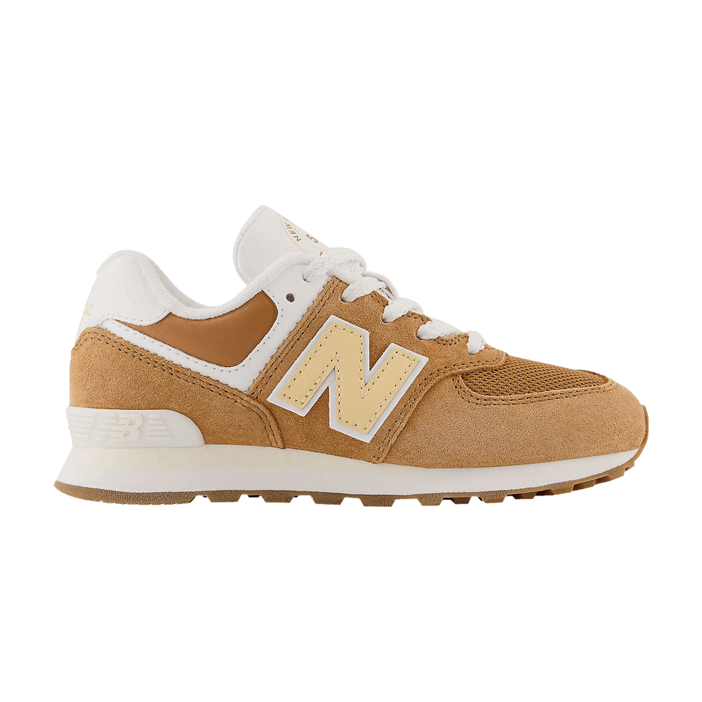 購買 （青少年）New Balance 574 寬版「NB 運動 - 煙草」PC574CC1-W - Novelship