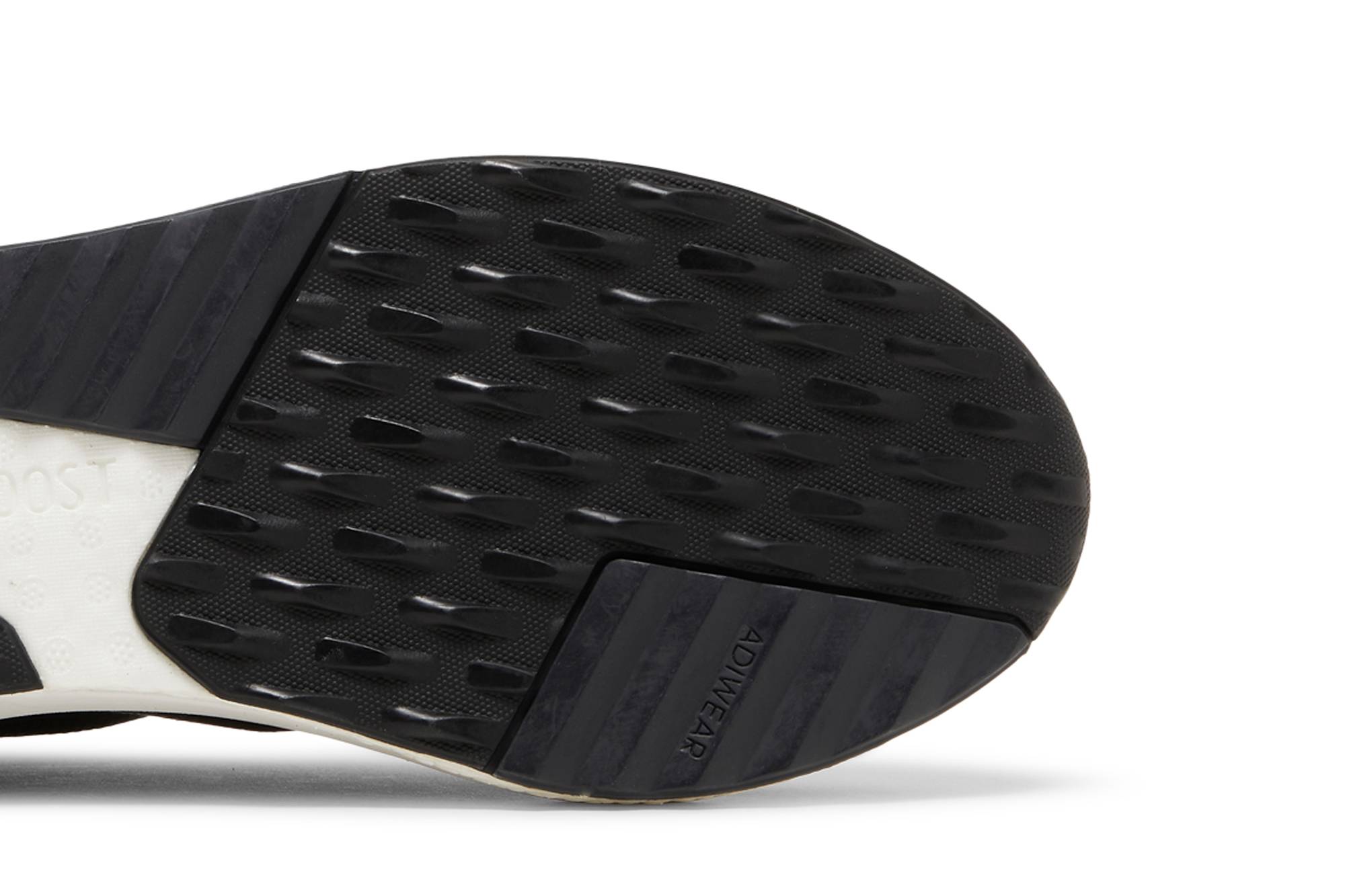 Beli adidas Avryn 'Black White' HP5968 - Novelship