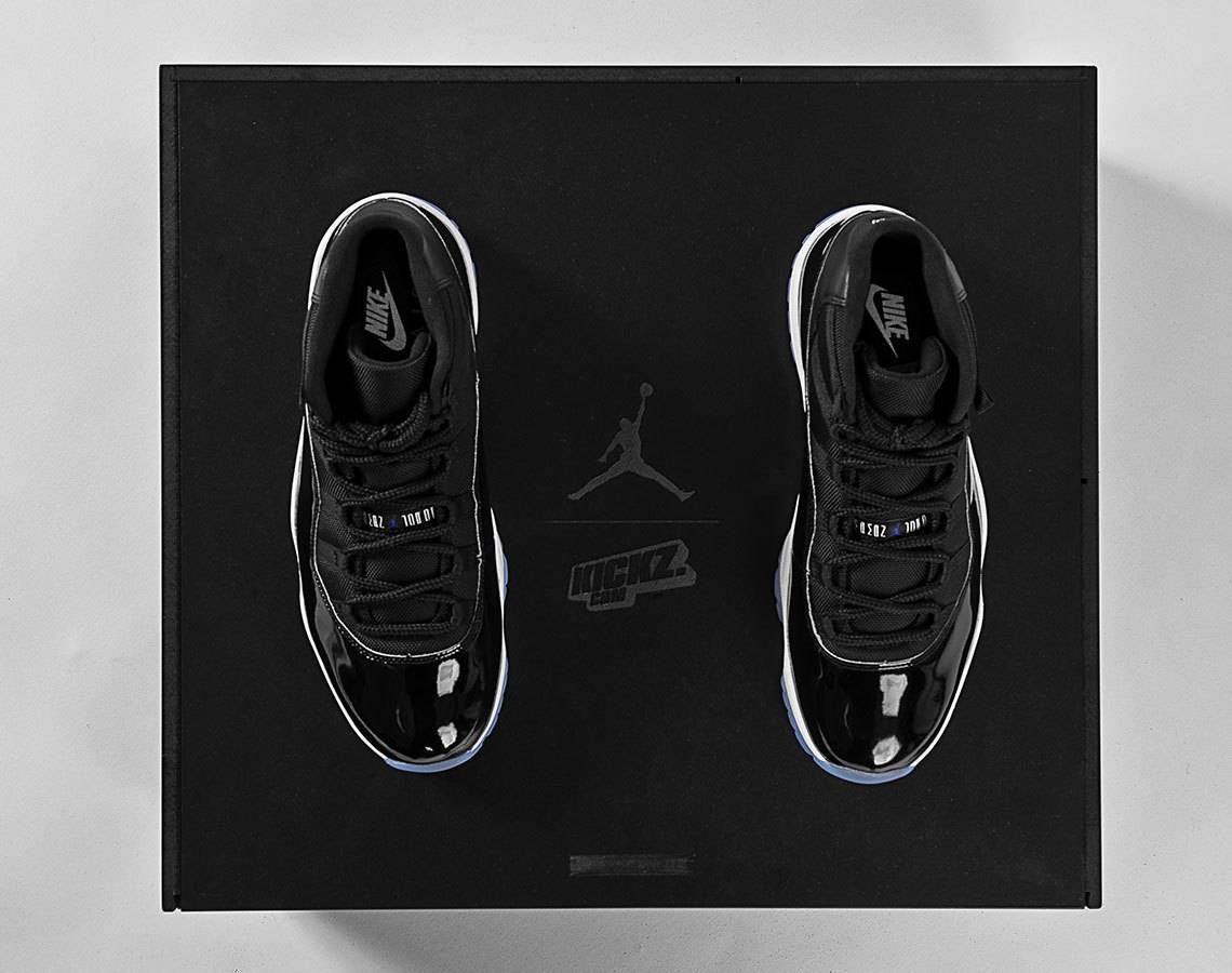 Buy Air Jordan 11 Retro 2016 - Kickz Special Box 'Space Jam' 378037-003 ...