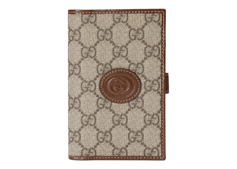 Buy Gucci GG Passport Case with Interlocking G GG Supreme Beige/Ebony ...