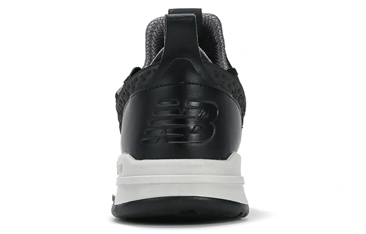 購買 New Balance 365系列 黑色 - Novelship